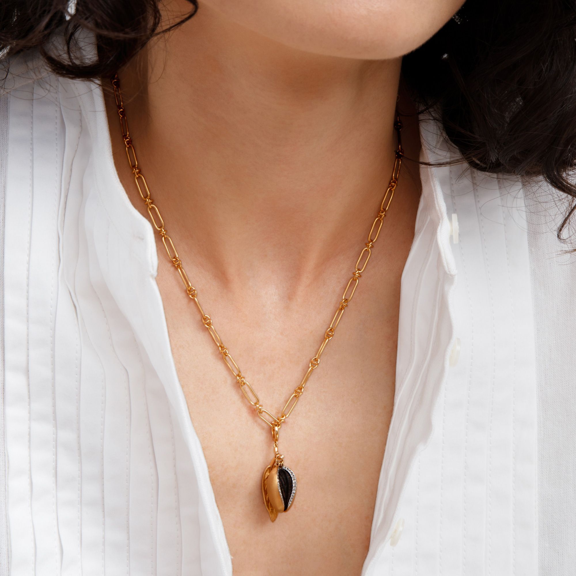 18ct Solid Gold Mythology Almond Charm Pendant - Annoushka International